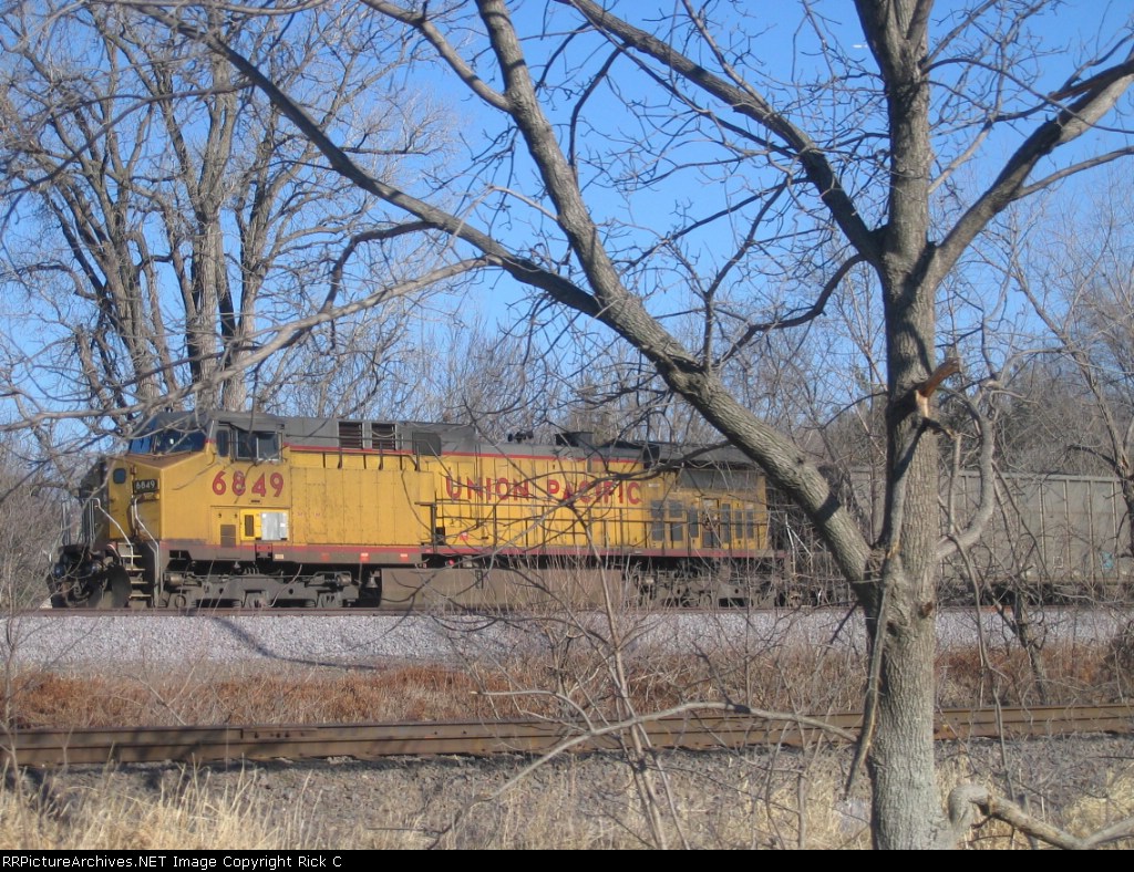 UP 6849 Is A DPU Pushing EB